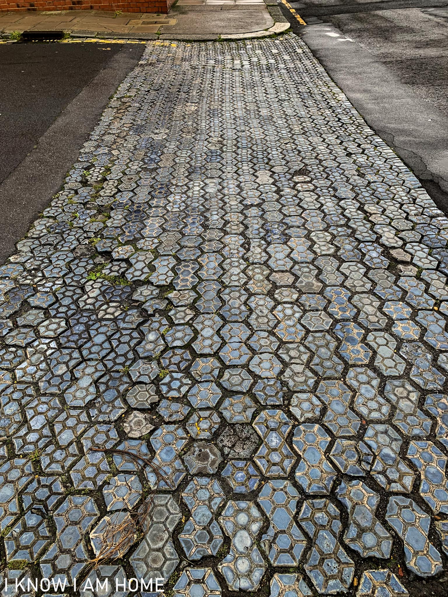 Bath Street – Saltburn Scoria Brick No.2 | I KNOW I AM HOME