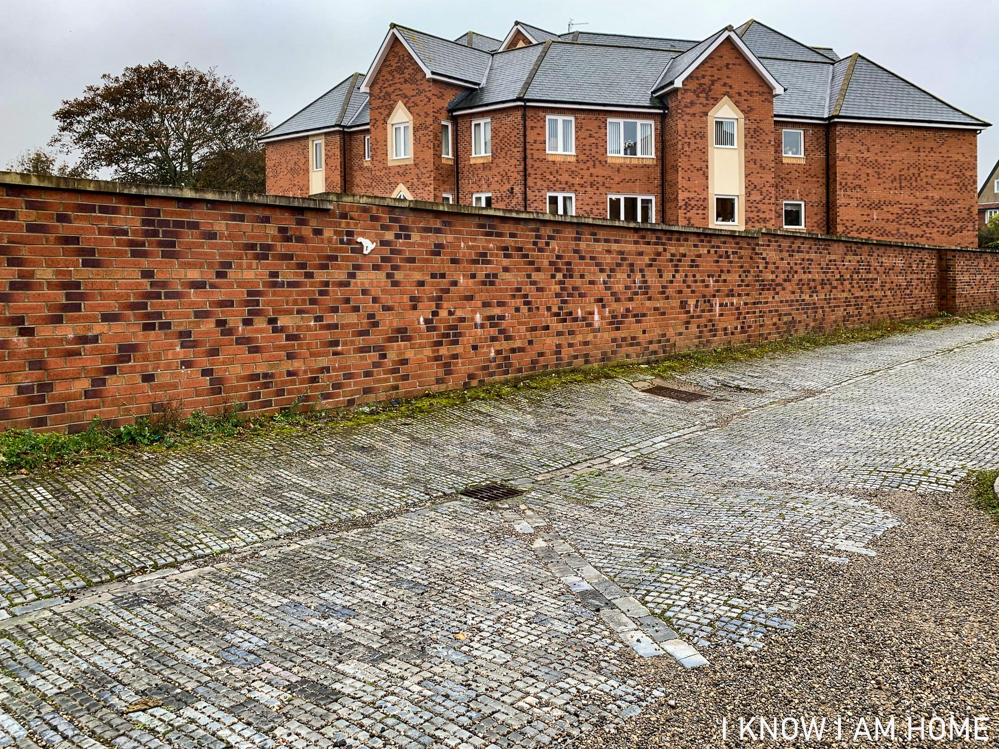 Coach House Back Lane – Saltburn Scoria Brick No.3 | I KNOW I AM HOME